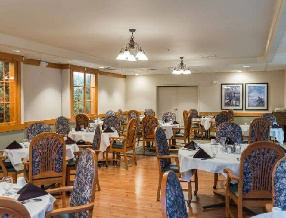 Senior & Assisted Living Riverside East - Bothell WA | Village Concepts