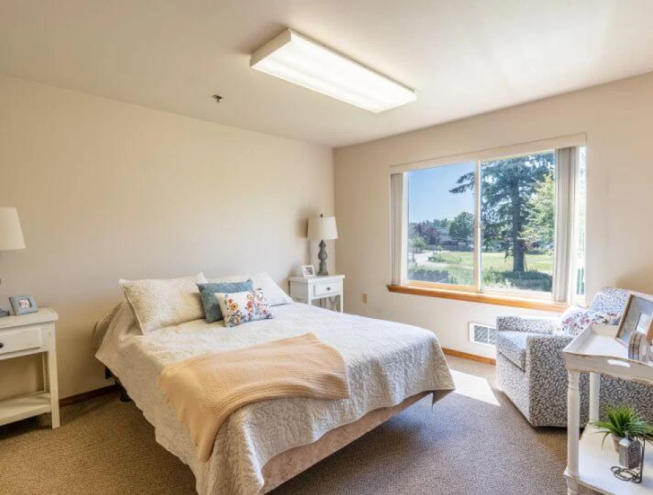 Senior & Assisted Living Mill Ridge - Milton WA | Village Concepts