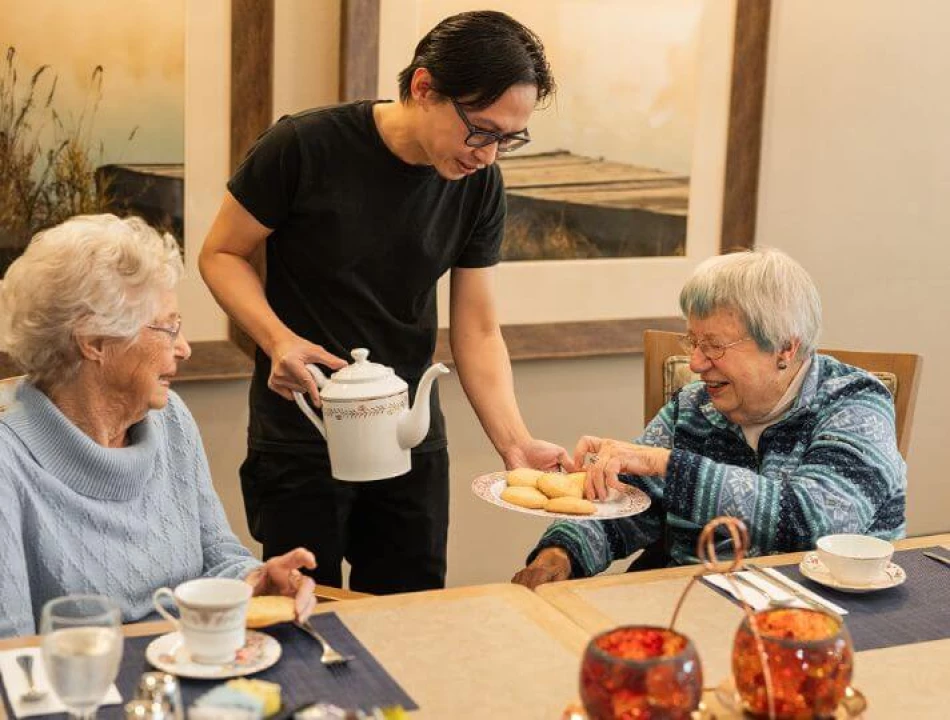 Senior & Assisted Living Country Meadow - Sedro-Woolley WA | Village ...